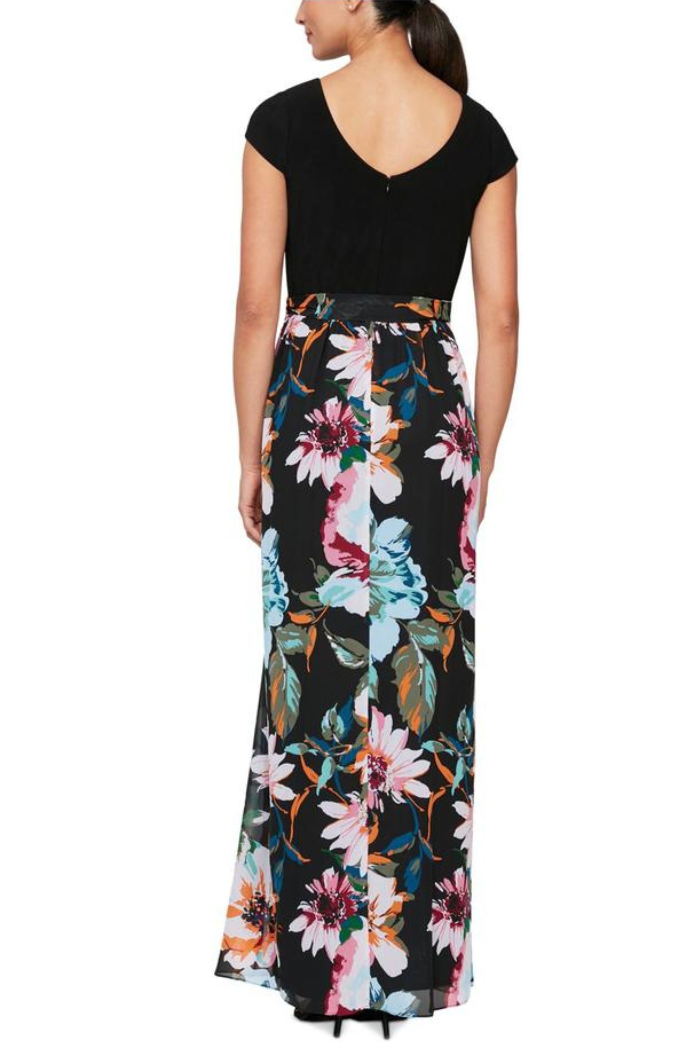SLNY Contrast Floral Print Maxi Evening Dress